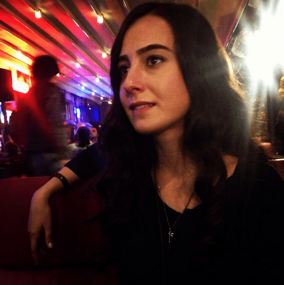 Aşkların En Güzeli Müjgan (Cemre Burcu Tosun) Kimdir Diziden Neden Ayrıldı Öldü Mü